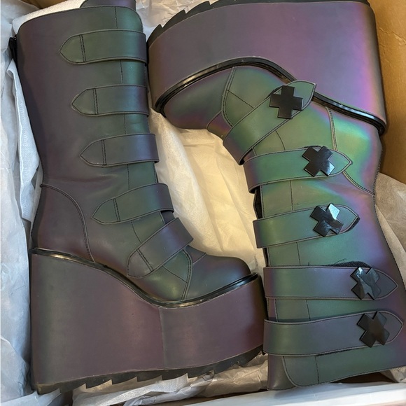 YRU | Shoes | Yru Purple Platform Shoes With Bold Design | Poshmark